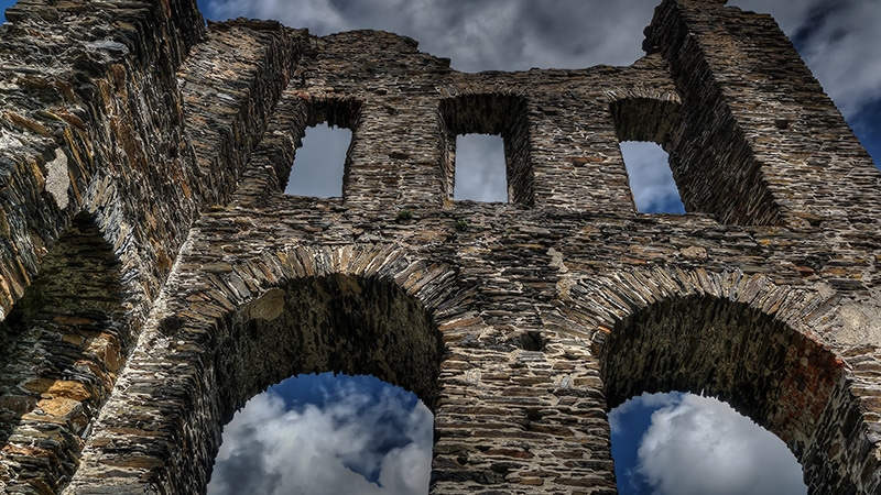 Day & Night - Men Travel GmbH